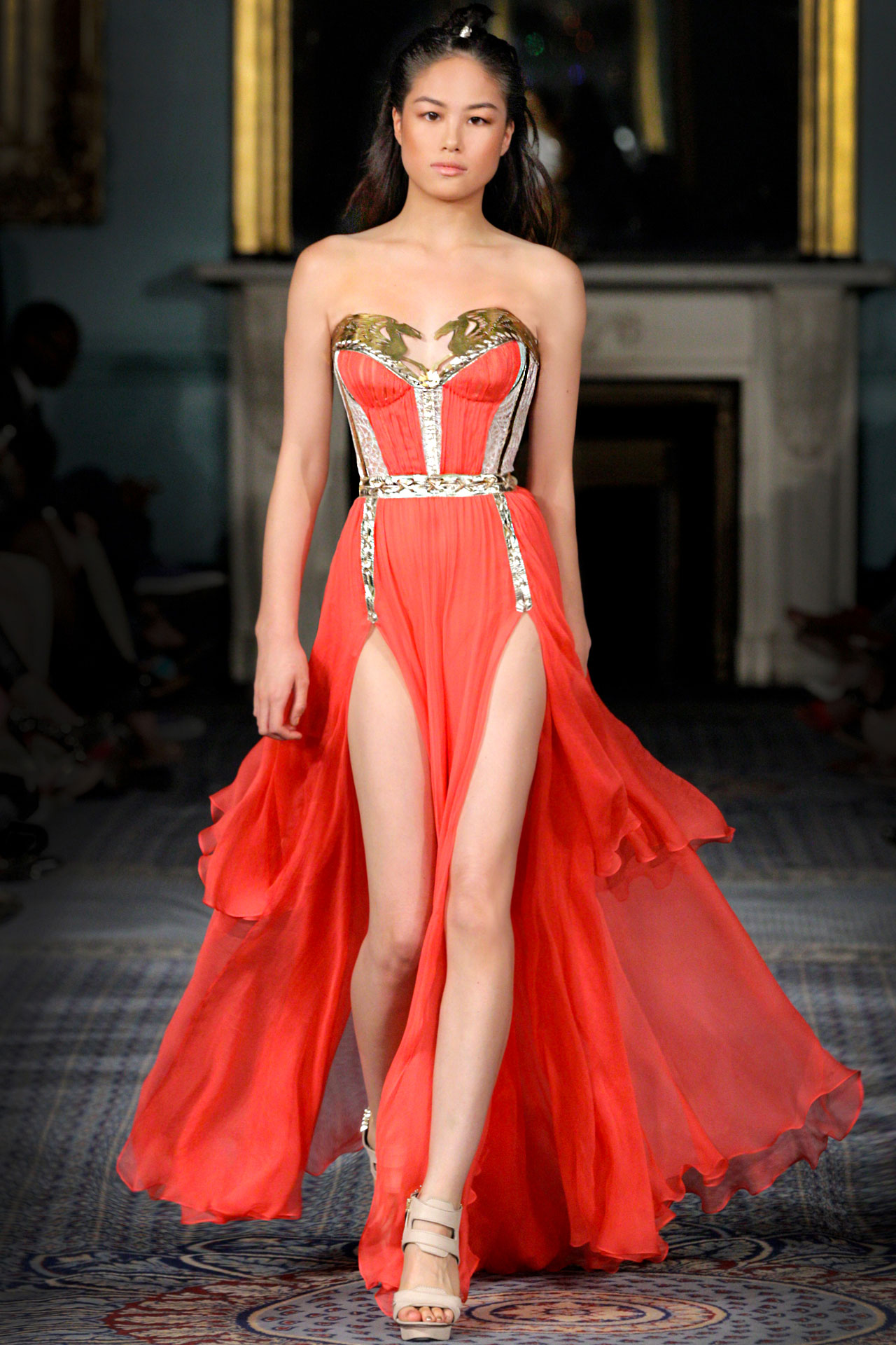 RUNWAY LOOKS - SPRING / SUMMER 2015 - Collections